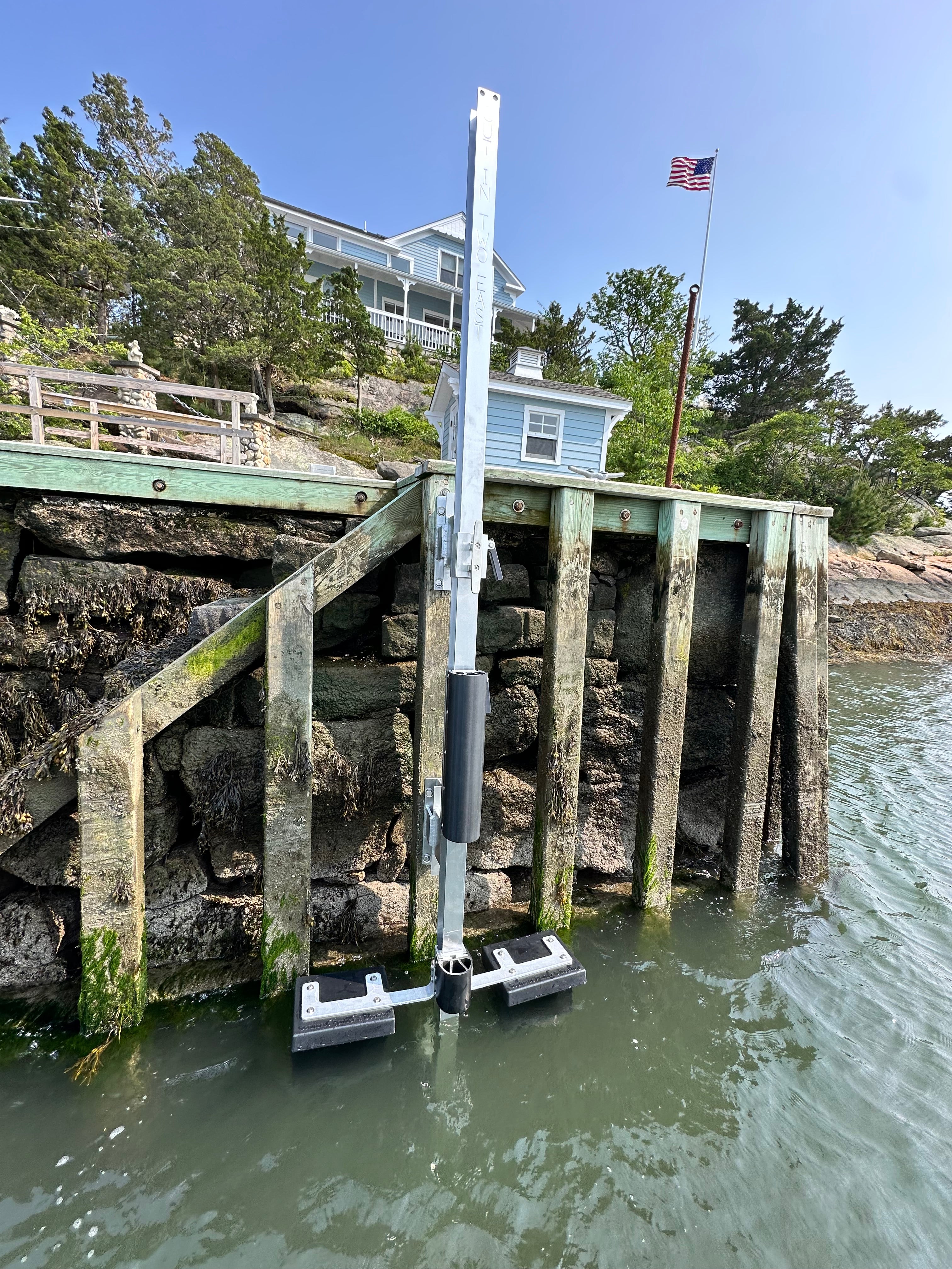 TIDE RIGHT – Seahorse Docking
