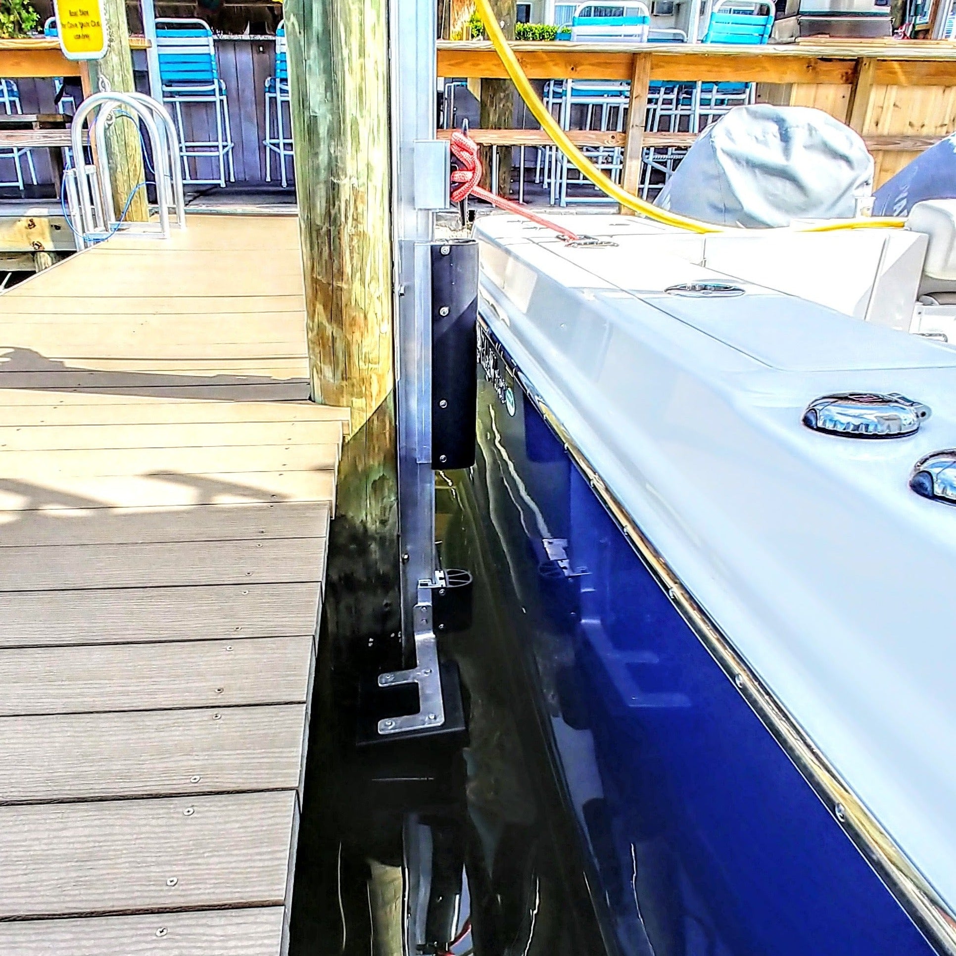 TIDE RIGHT – Seahorse Docking